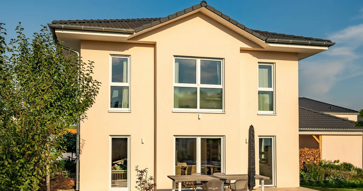 Stadtvilla mit Landhaus-Charme mediterraner Stil | STREIF Haus